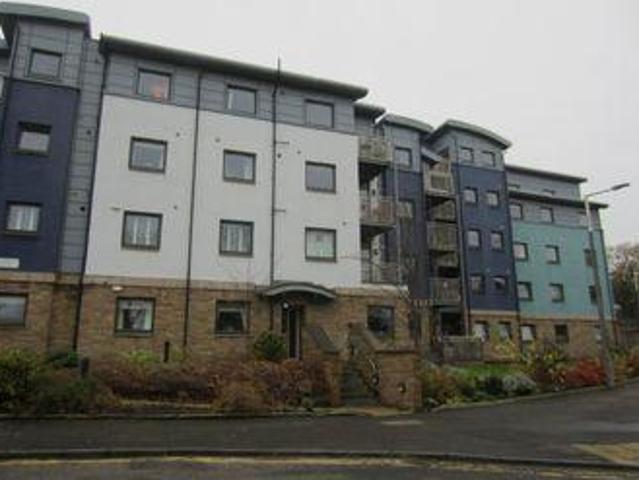 2 Bedrooms Flat for rent in Northfield Heights, Edinburgh EH8