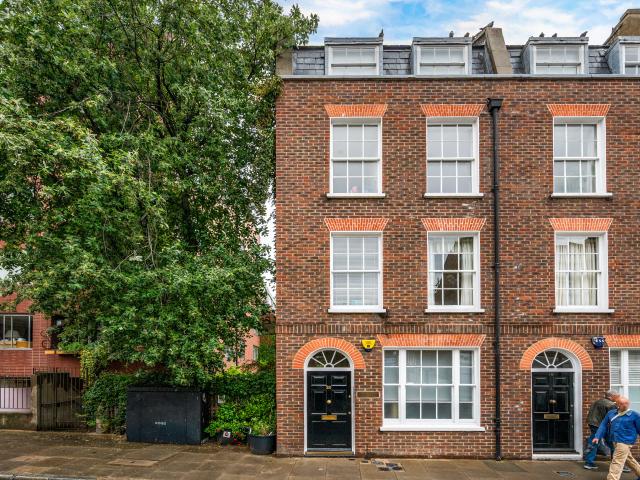 2 Bedrooms Flat for Rent in Northington Street | Foxtons