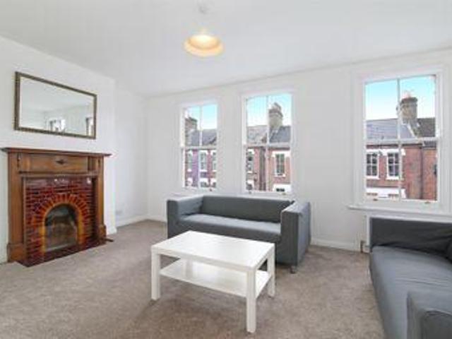 2 Bedrooms Flat for rent in Northlands Street, London SE5