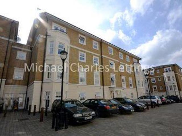 2 Bedrooms Flat for rent in Northpoint Square, Camden NW1