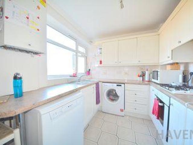 2 Bedrooms Flat for rent in Nether Street, Finchley, London N3