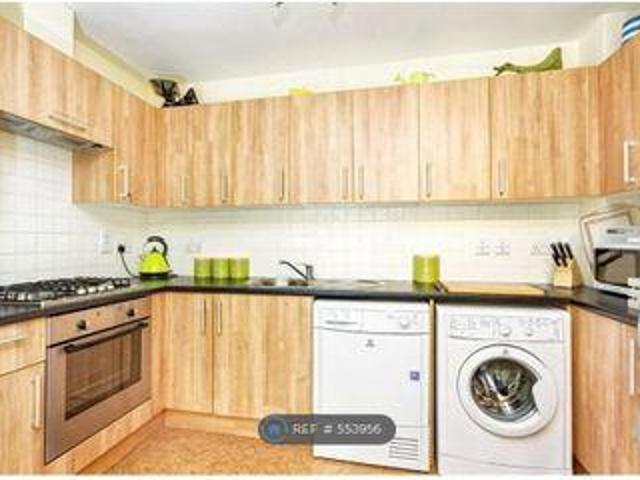 2 Bedrooms Flat for rent in Netherfield Place, Basingstoke RG24