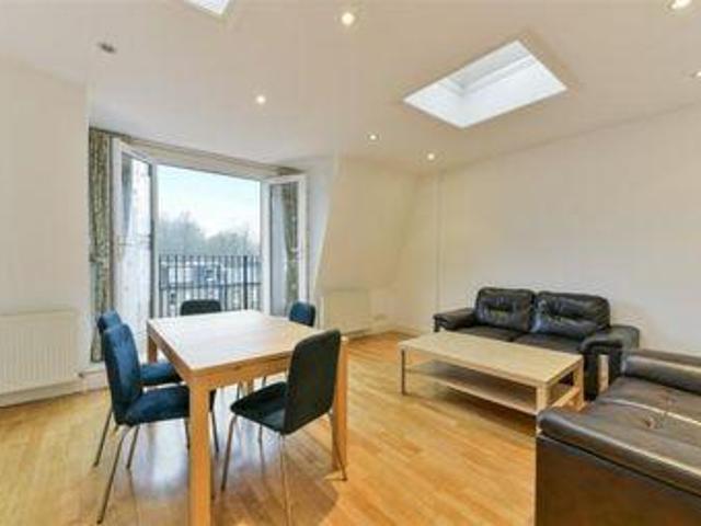 2 Bedrooms Flat for rent in Netherhall Gardens, London NW3