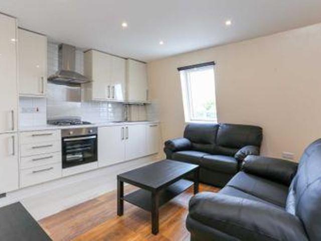 2 Bedrooms Flat for rent in Netherwood Road, Hammersmith W14