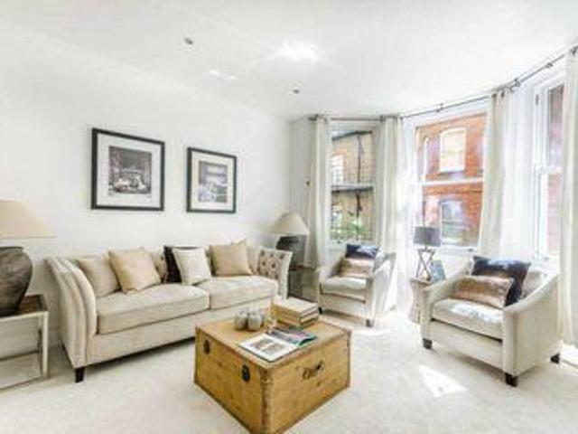 2 Bedrooms Flat for rent in Nevern Road, Earls Court, London SW5