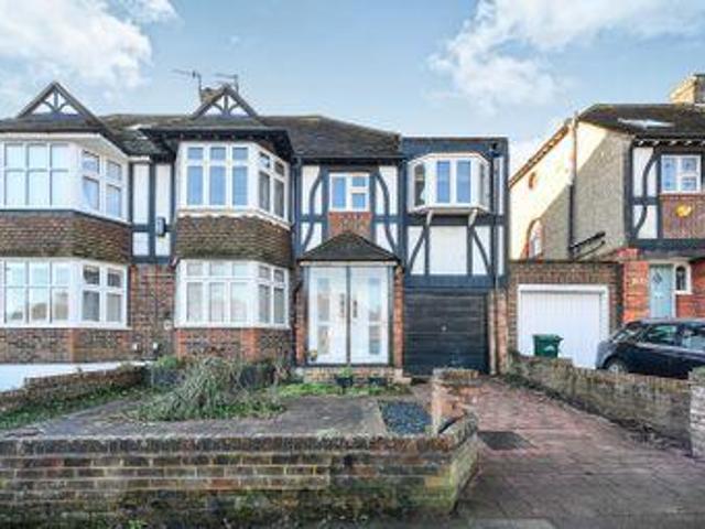 2 Bedrooms Flat for rent in Nevill Road, Hove BN3