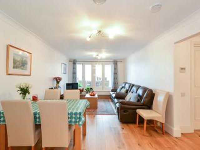 2 Bedrooms Flat for rent in New Caledonian Wharf, 6 Odessa Street, London SE16