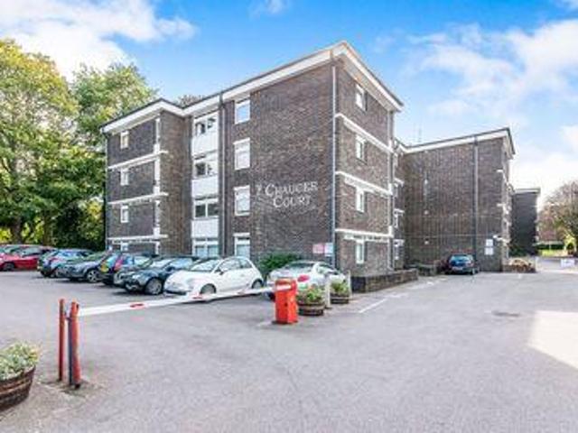 2 Bedrooms Flat for rent in New Dover Road, Canterbury CT1