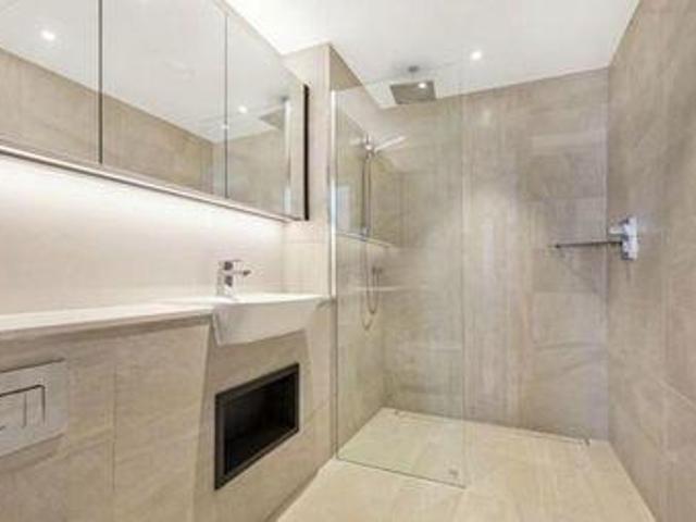 2 Bedrooms Flat for rent in New Drum Street, Aldgate East, London E1