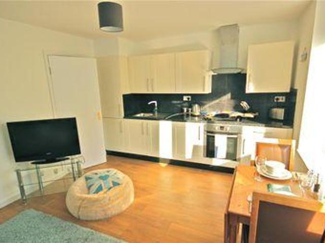2 Bedrooms Flat for rent in New England Street, Brighton BN1