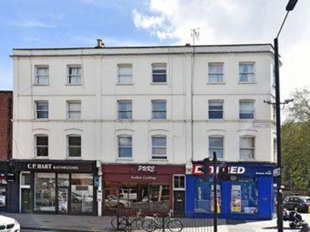 2 Bedrooms Flat for rent in New Kings Road, Fulham SW6