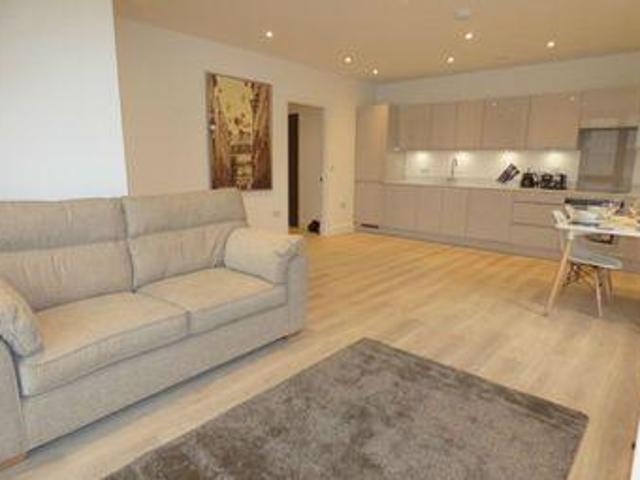2 Bedrooms Flat for rent in New Village Avenue, Aberfeldy Village E14