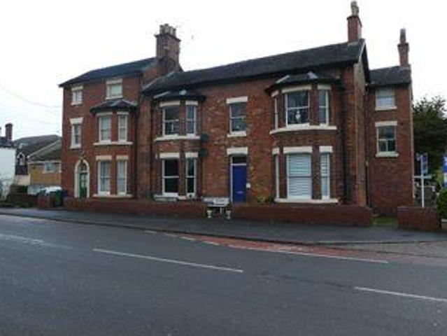 2 Bedrooms Flat for rent in Newcastle Road, Stone ST15