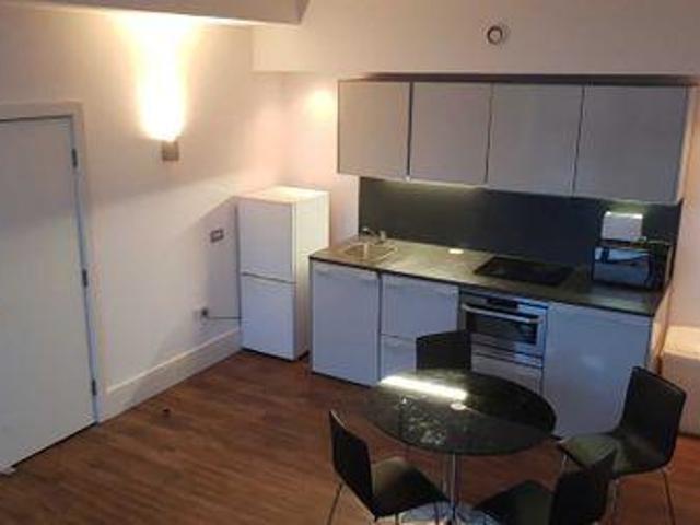2 Bedrooms Flat for rent in Newhall Street, Birmingham B3