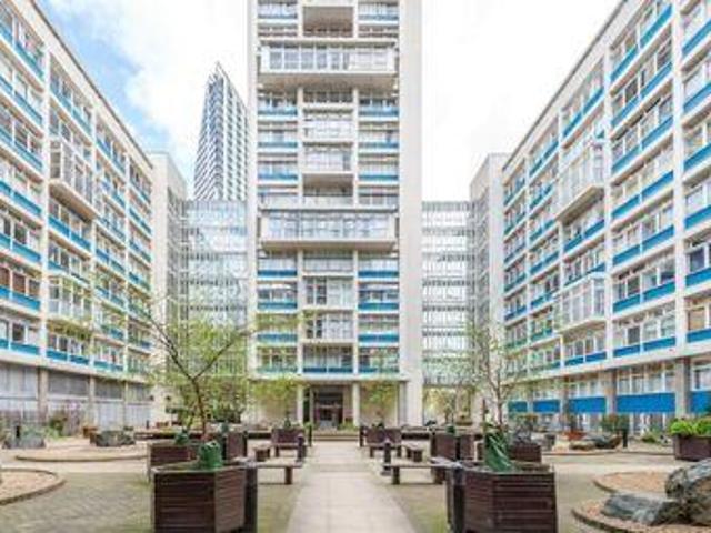 2 Bedrooms Flat for rent in Newington Callsway, London, Elephant And Castle SE1