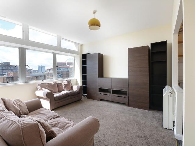 2 Bedrooms Flat for Rent in Newington Causeway | Foxtons