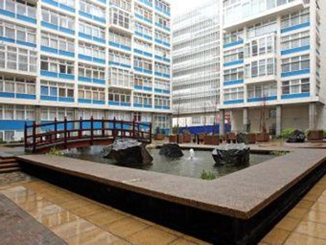 2 Bedrooms Flat for rent in Newington Causeway, London SE1