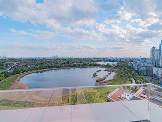 2 Bedrooms Flat for rent in Newnton Close, Woodberry Down N4