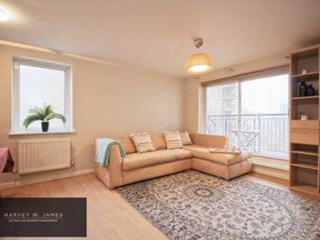 2 Bedrooms Flat for rent in Newport Avenue, London E14