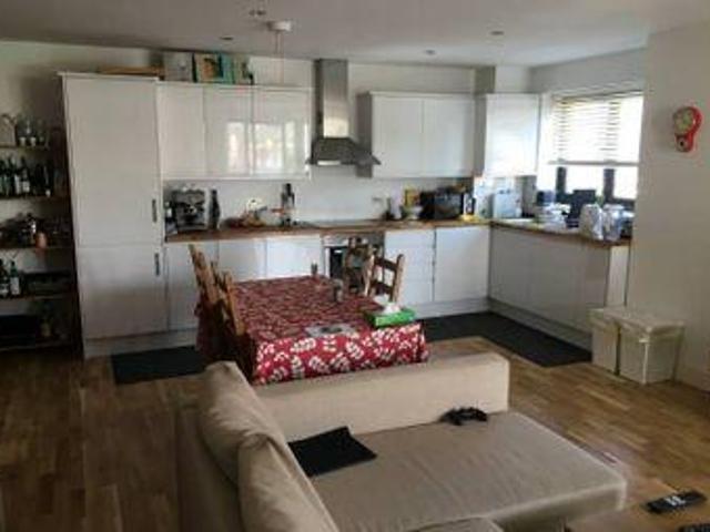 2 Bedrooms Flat for rent in Neasden Lane, Neasden NW10