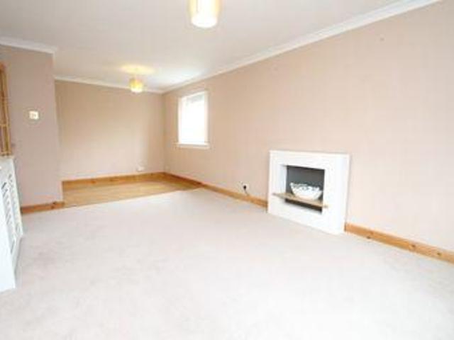 2 Bedrooms Flat for rent in Ness Drive, Glasgow G74