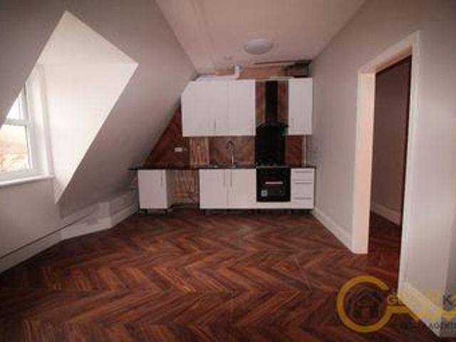 2 Bedrooms Flat for rent in Nicoll Road, Harlesden NW10