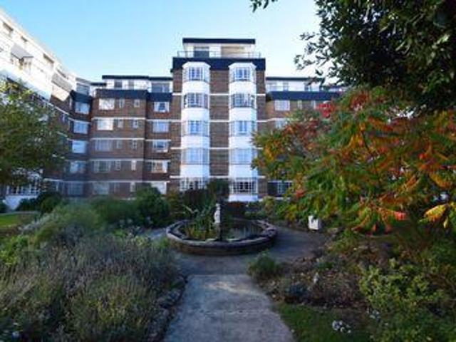 2 Bedrooms Flat for rent in Nightingale Lane, London SW12