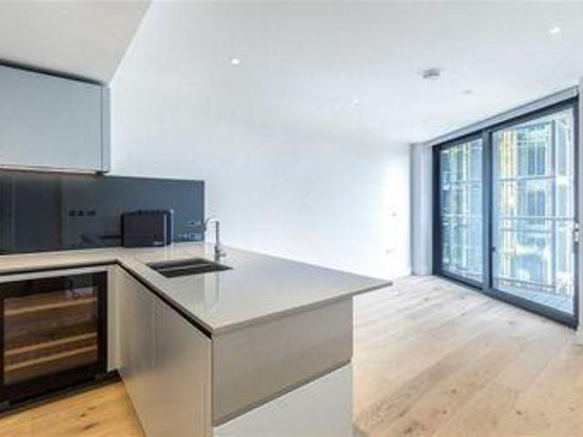 2 Bedrooms Flat for rent in Nine Elms Lane, Battersea SW11