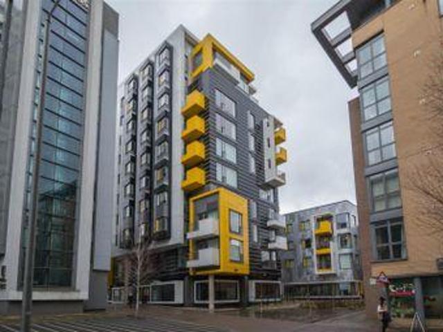 2 Bedrooms Flat for rent in Smithfield Square, 122 High Street, Manchester M4