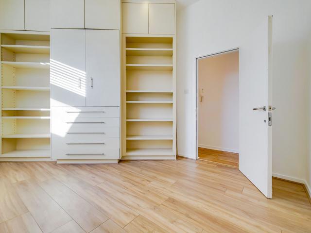 2 Bedrooms Flat for Rent in Southwark Park Road | Foxtons