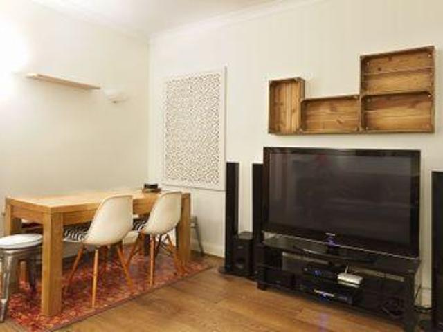 2 Bedrooms Flat for rent in South Block, County Hall Apartments, Waterloo Southbank, London SE1