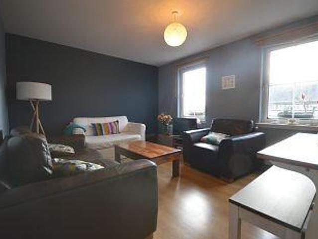 2 Bedrooms Flat for rent in South Fort Street, Edinburgh EH6