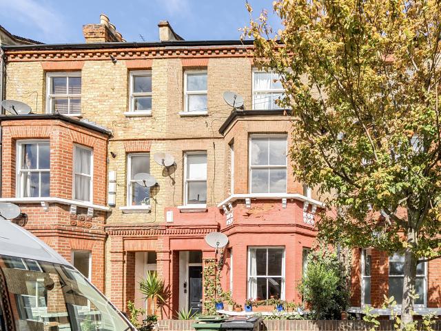 2 Bedrooms Flat for Rent in South Island Place, SW9 | Foxtons