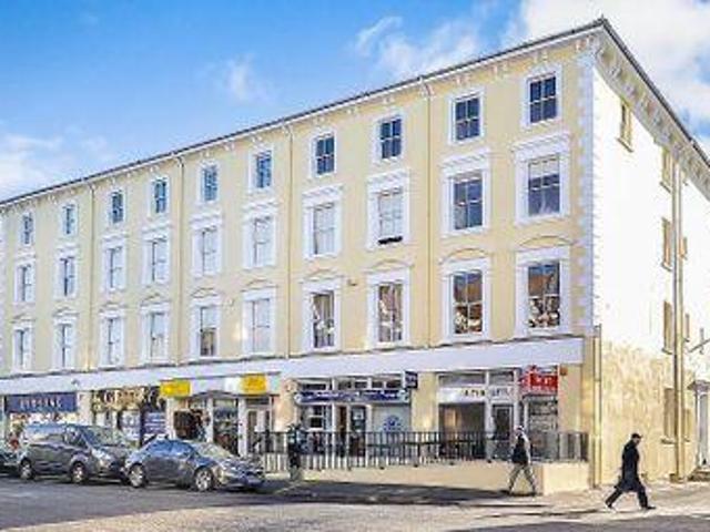 2 Bedrooms Flat for rent in South Street, Eastbourne BN21