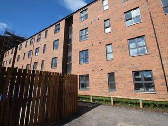 2 Bedrooms Flat for rent in South Portland Street, Glasgow G5