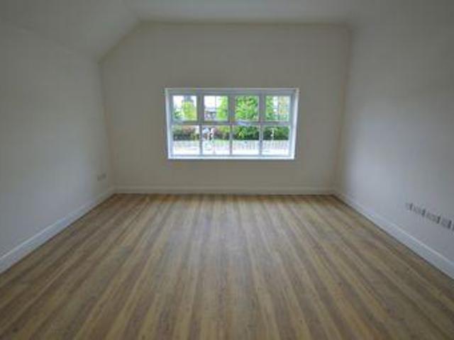 2 Bedrooms Flat for rent in South Park Hill Road, South Croydon, South Croydon CR2