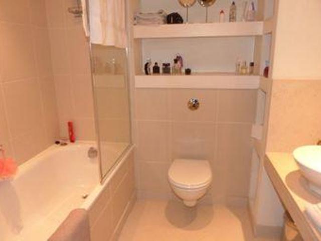 2 Bedrooms Flat for rent in South Quay Square, Canary Wharf E14
