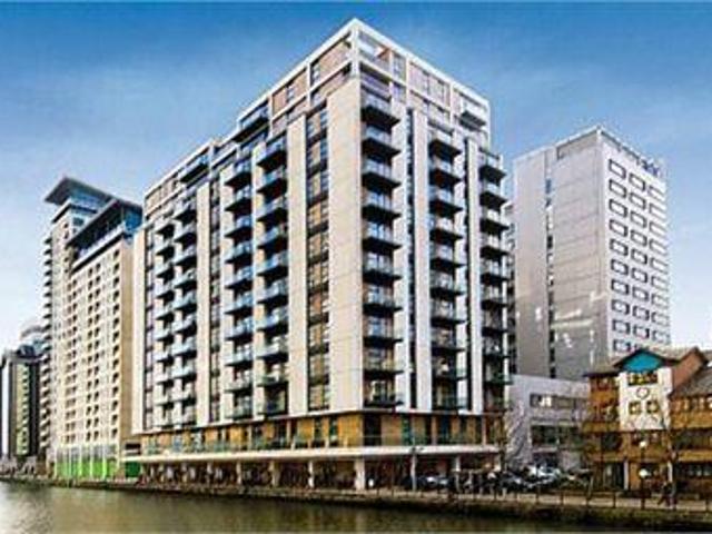 2 Bedrooms Flat for rent in South Quay Square, London E14