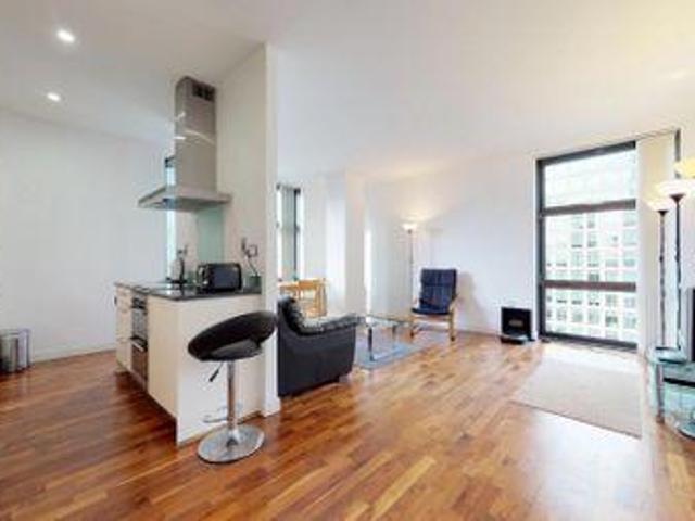 2 Bedrooms Flat for rent in South Quay Square, London E14