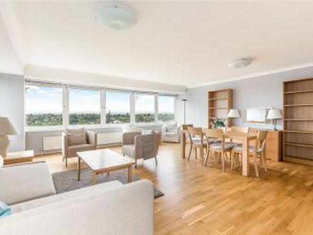 2 Bedrooms Flat for rent in Somerset House, Somerset Road, Wimbledon SW19