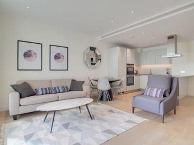 2 Bedrooms Flat for rent in Sopwith Way, London SW11