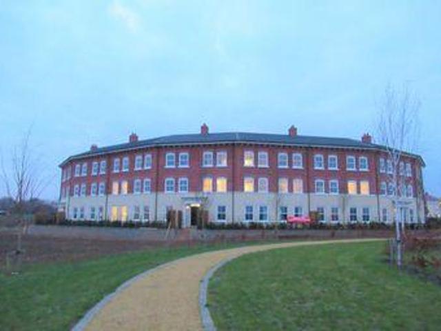 2 Bedrooms Flat for rent in Saxon Court, Terrington Place MK40