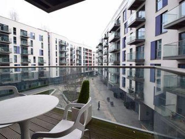 2 Bedrooms Flat for rent in Saffron Central Square, Croydon CR0
