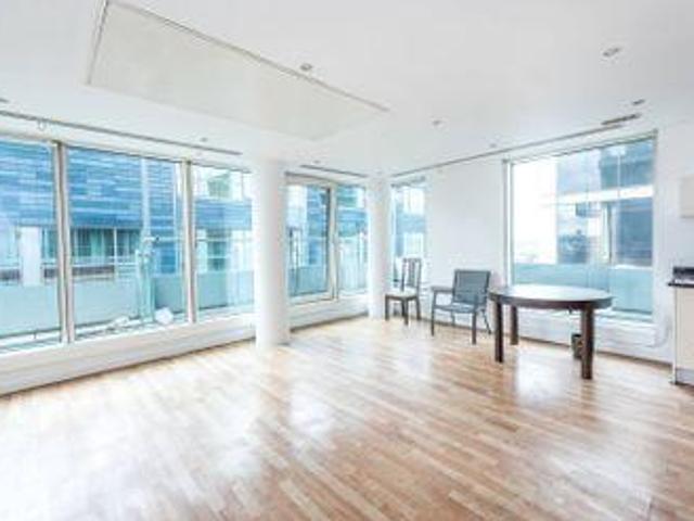 2 Bedrooms Flat for rent in Salamanca Square, Vauxhall SE1