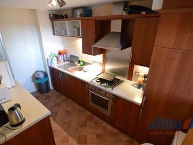 2 Bedrooms Flat for rent in Salamander Court, Edinburgh EH6