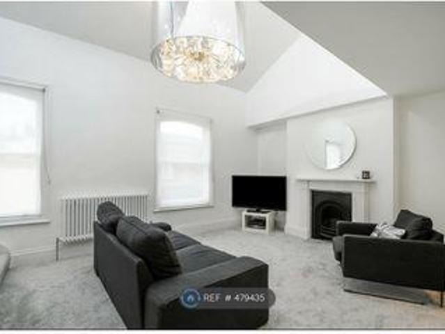 2 Bedrooms Flat for rent in Saltoun Road, London SW2