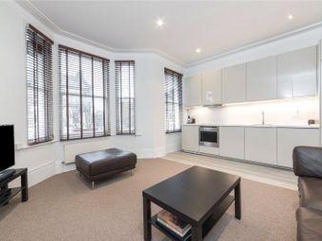 2 Bedrooms Flat for rent in Saltram Crescent, London W9