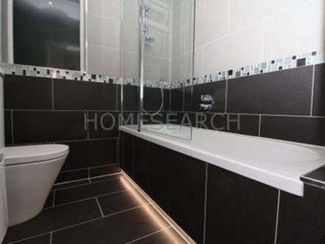 2 Bedrooms Flat for rent in Sandringham Road, London NW2