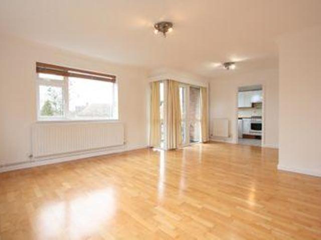 2 Bedrooms Flat for rent in Sandy Lodge Court, Sandy Lodge Way, Northwood HA6