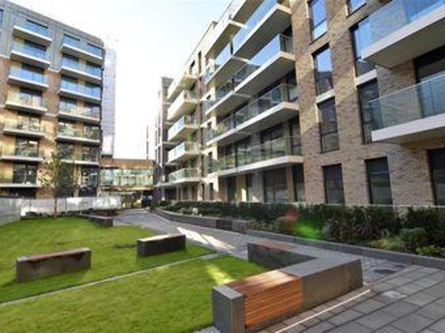 2 Bedrooms Flat for rent in Seven Kings Way, Kingston Upon Thames KT2